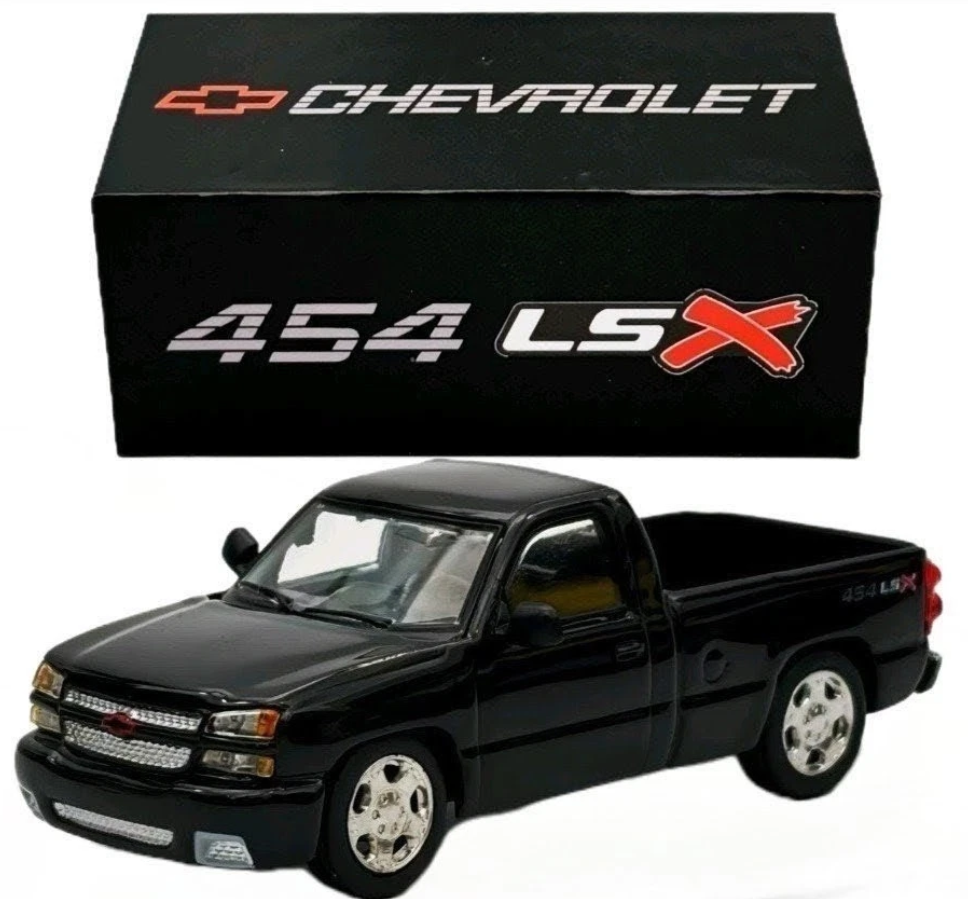 Para64 1:64 2006 Chevrolet Silverado Single Cab 454 LSX - Onyx Black ...